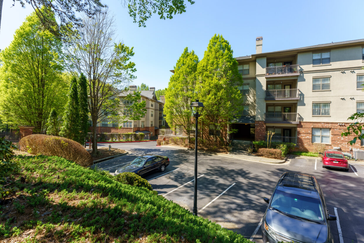 Renovated condo in Sandy Springs - Sandy Springs
